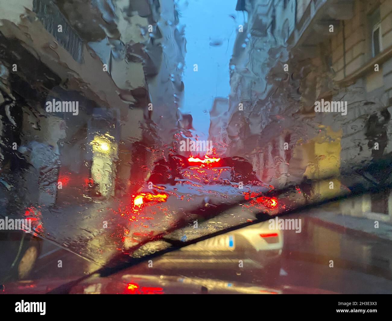 Car windscreen view traffic hi-res stock photography and images - Alamy