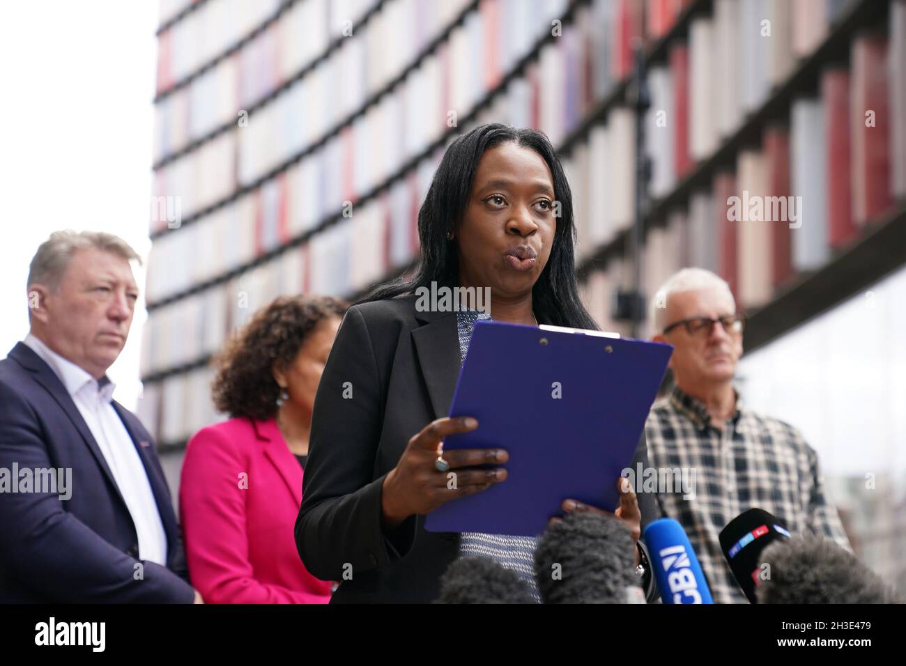 Detective Inspector Maria Green from the Metropolitan Police speaks to ...