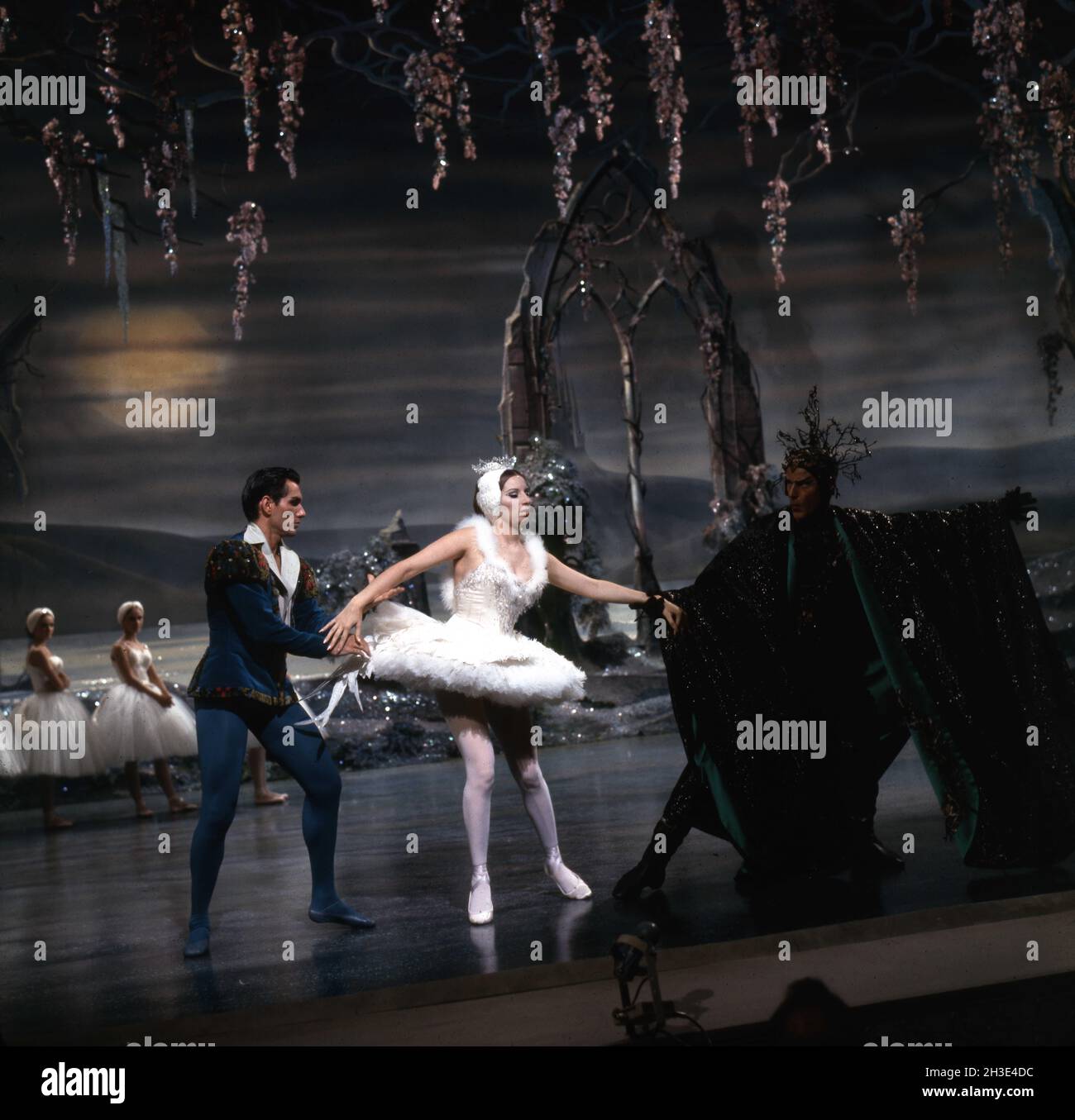 Funny girl stage streisand hi-res stock photography and images - Alamy