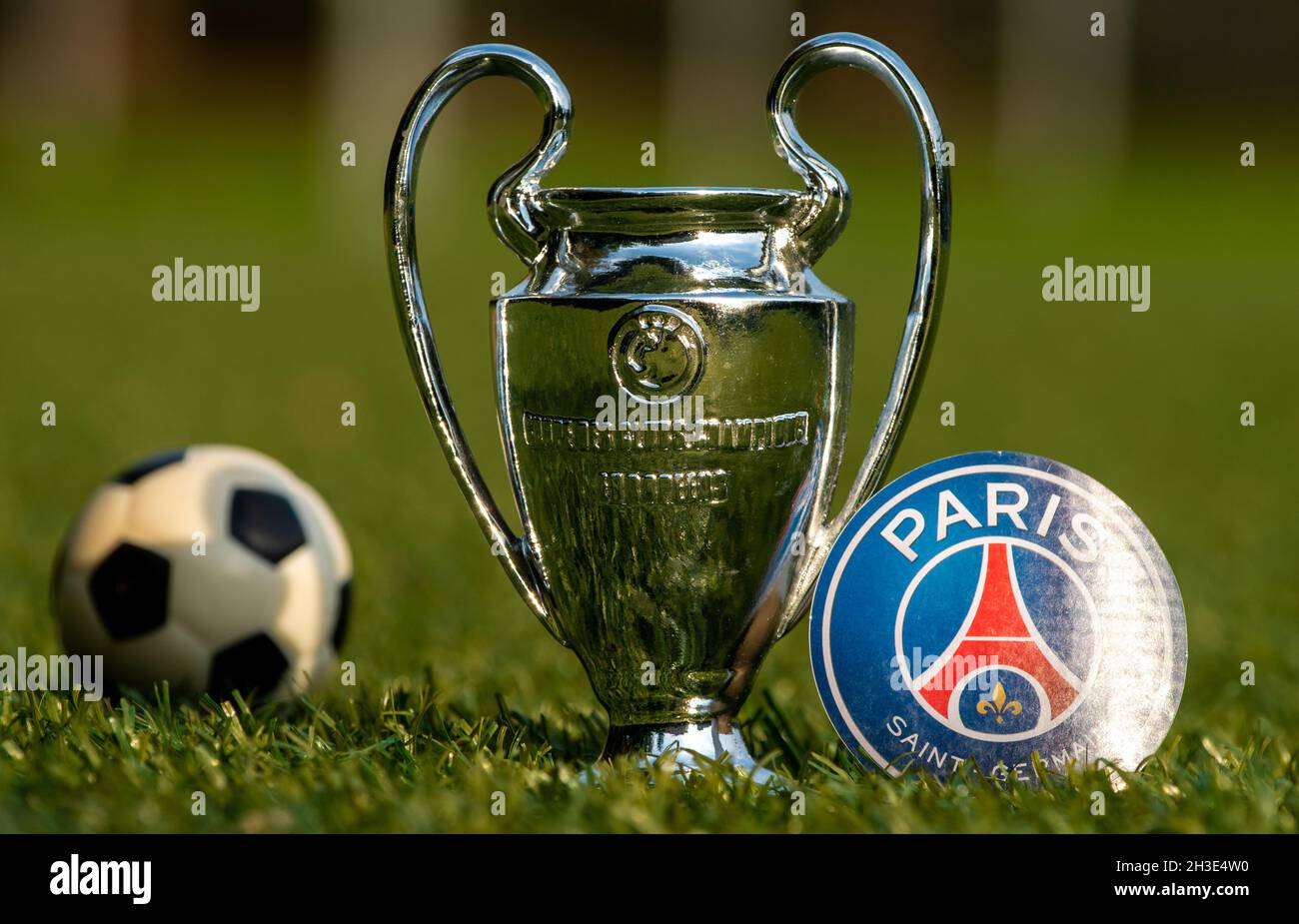 August 27, 2021, Paris, France. The emblem of the football club Paris ...