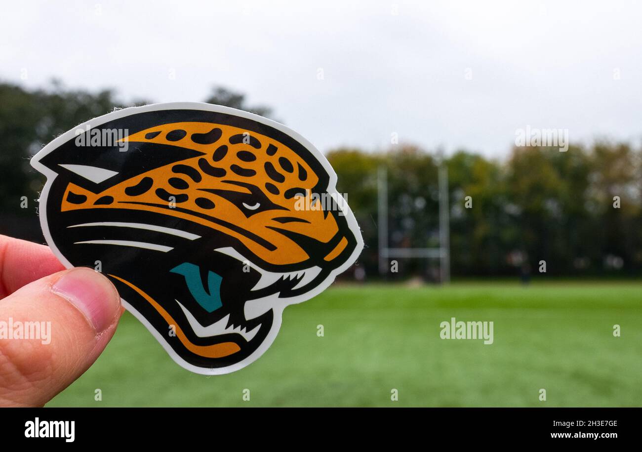 Professional football team logo hi-res stock photography and images - Alamy