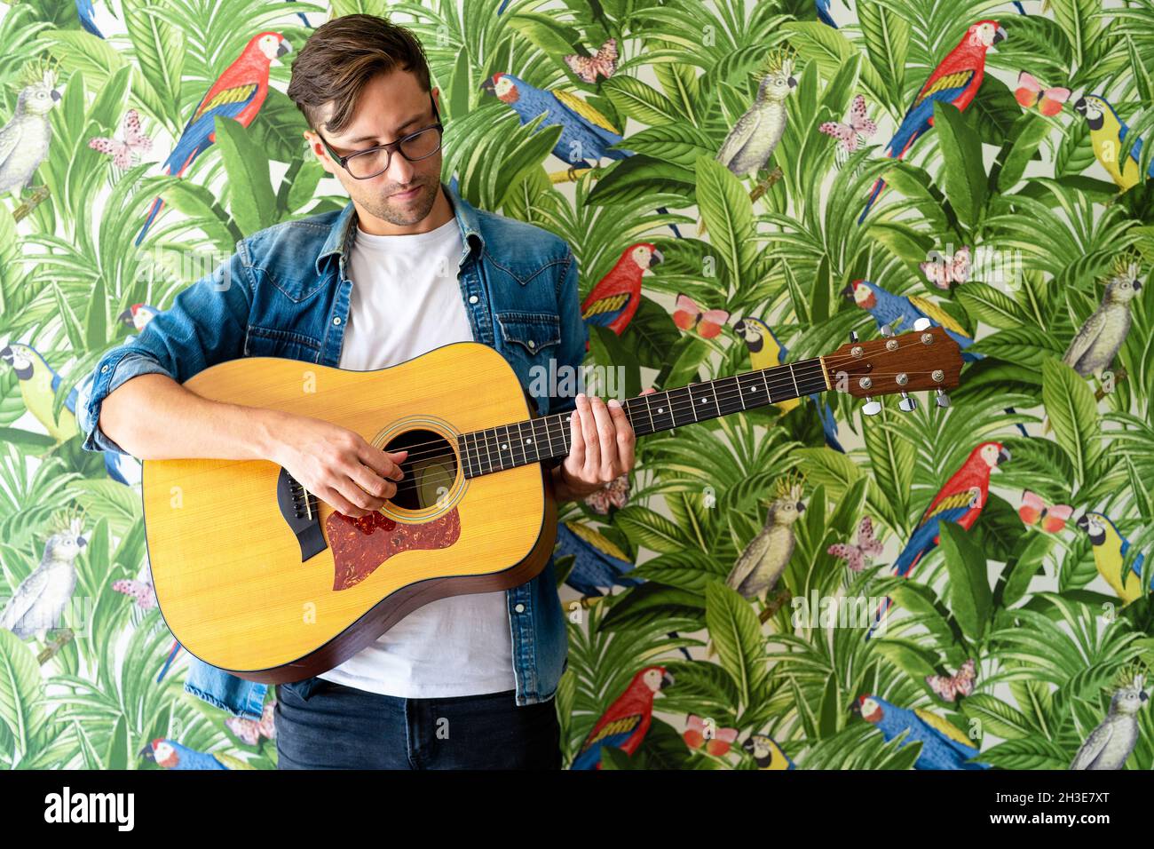 Jamaica man rasta hi-res stock photography and images - Alamy