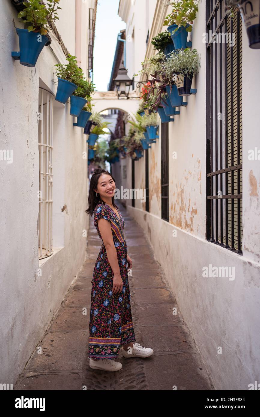 Narrow passage in cordoba spain hi-res stock photography and images - Alamy