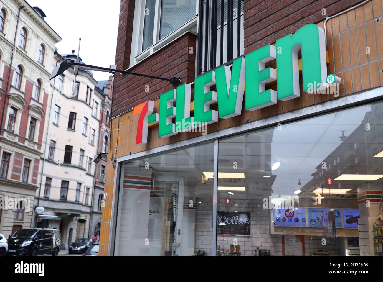 7 eleven store hi-res stock photography and images - Alamy