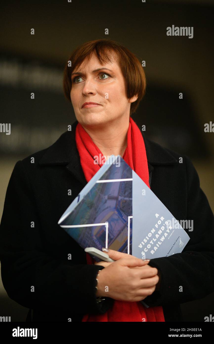 Roz foyer hi-res stock photography and images - Alamy