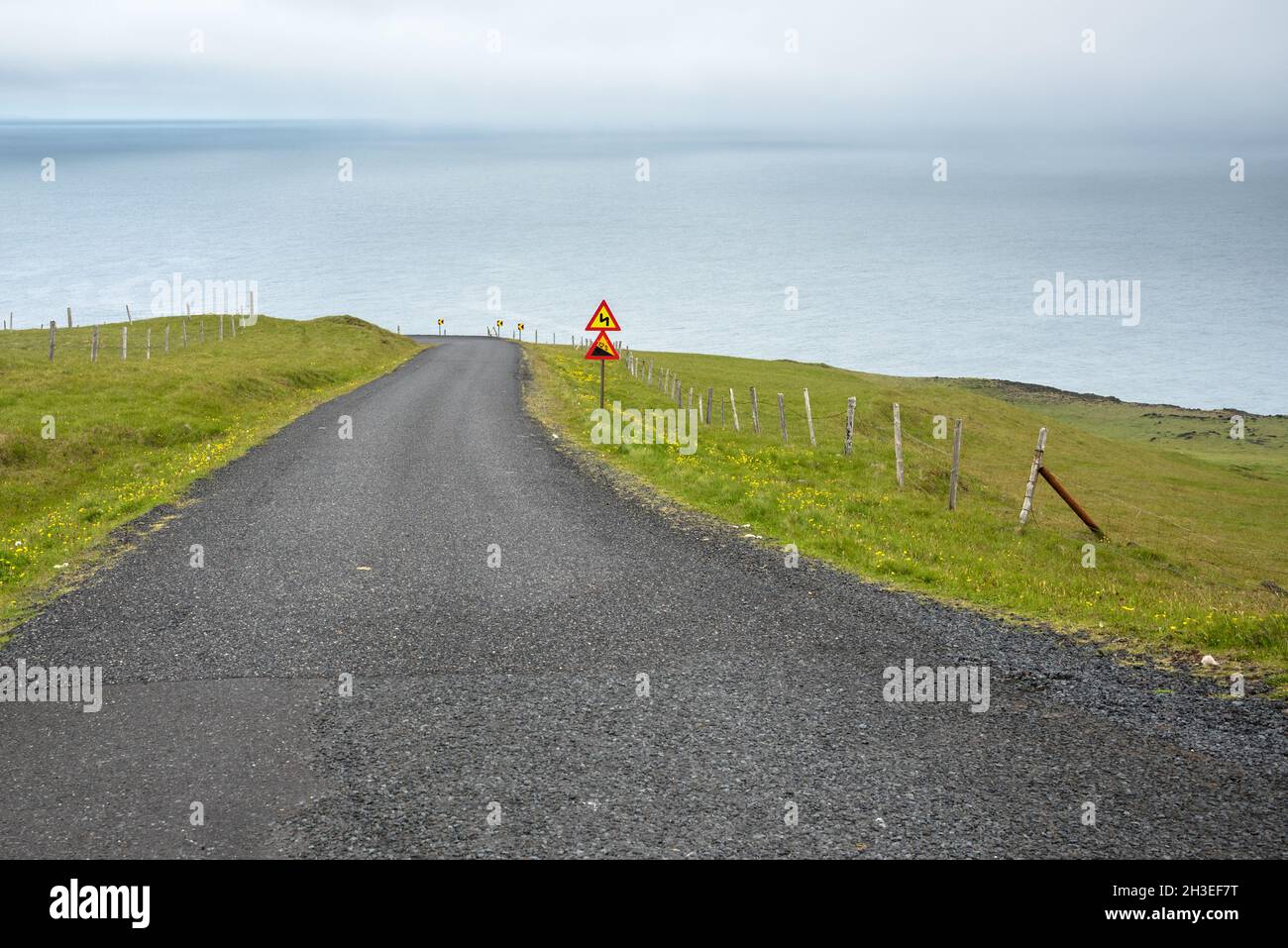 Slope steep road hi-res stock photography and images - Alamy
