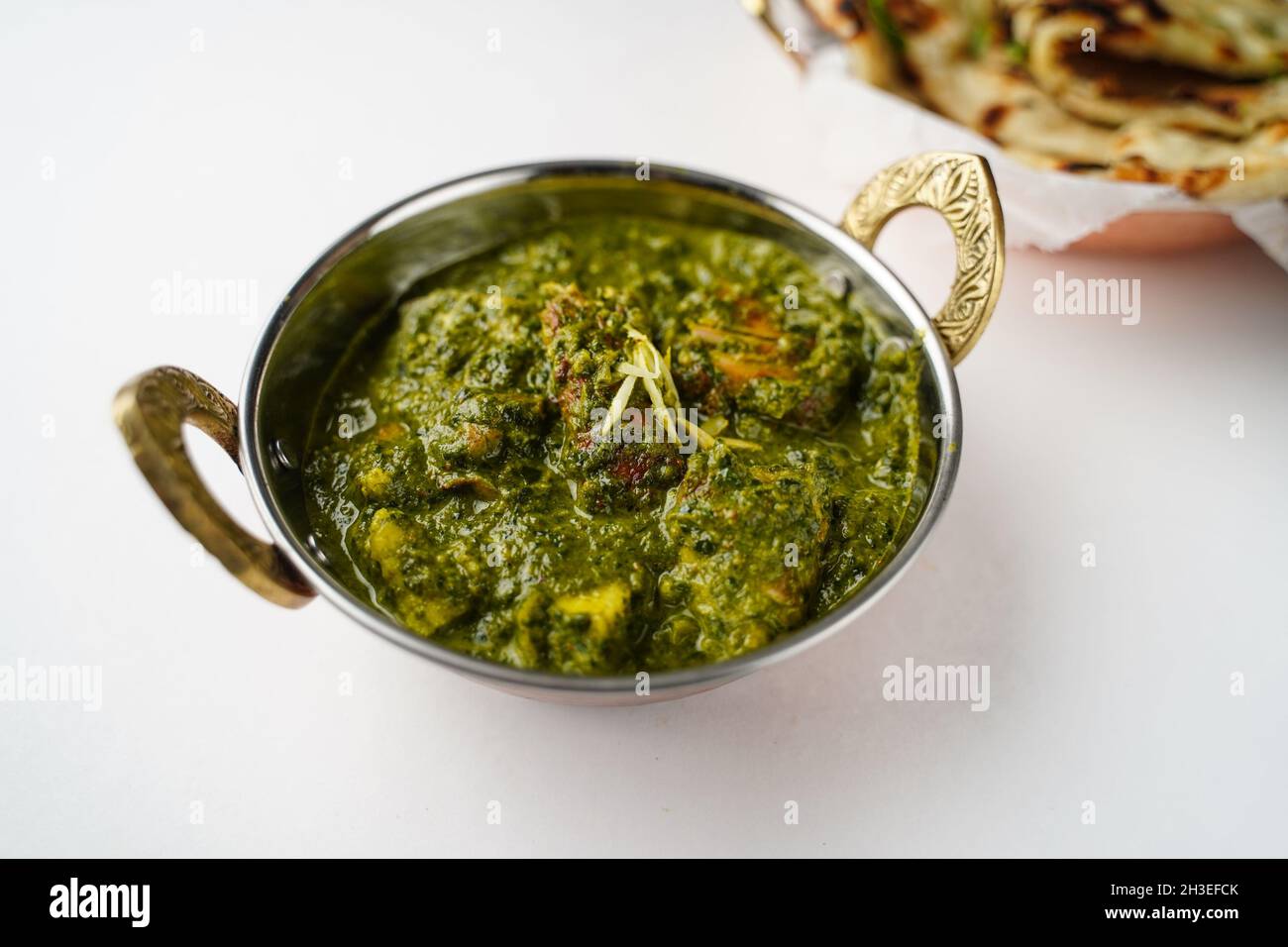 Palak chicken or Saag Murgh - grilled chicken in creamy spinach gravy ...