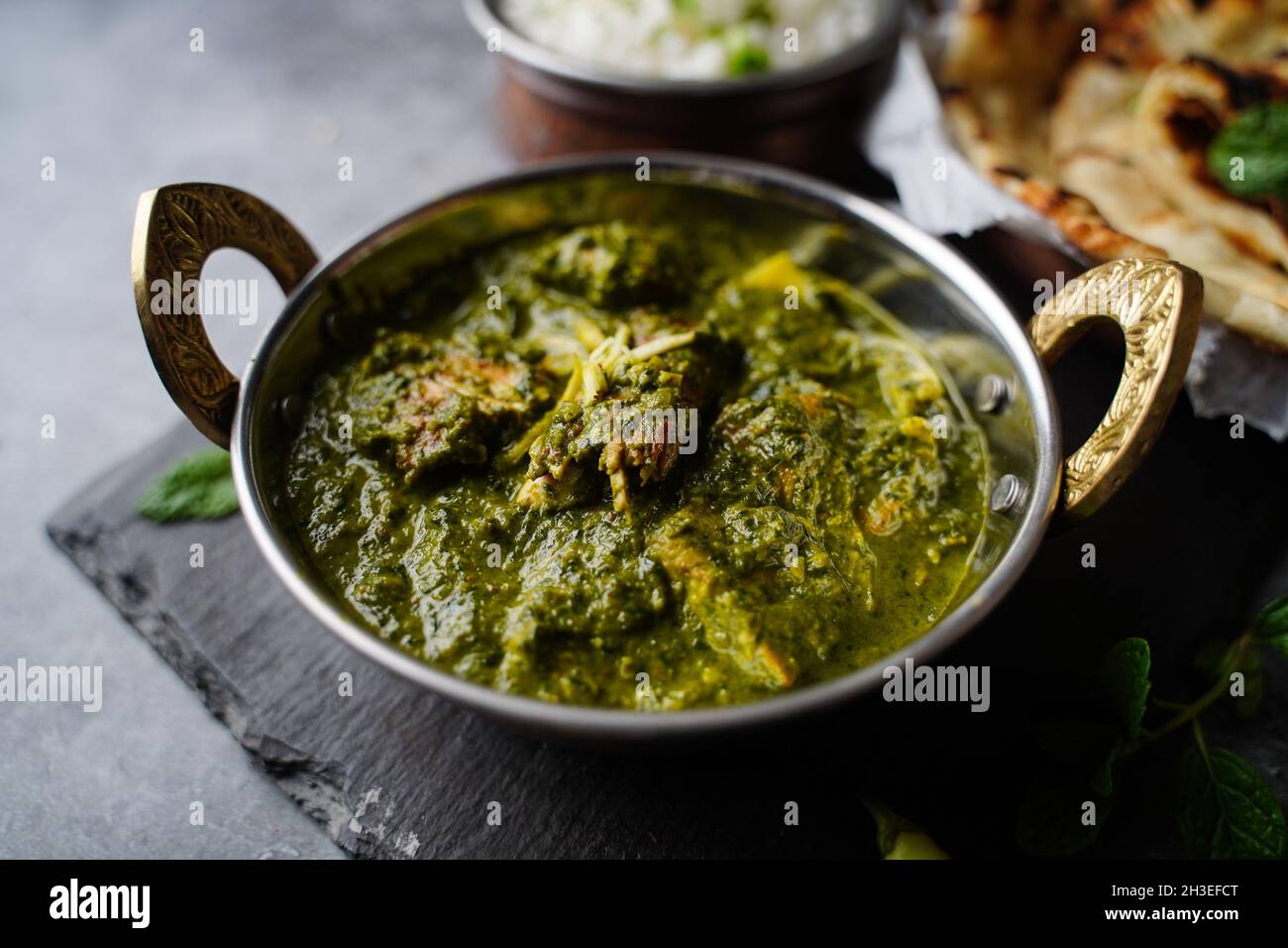 Palak chicken or Saag Murgh - grilled chicken in creamy spinach gravy ...