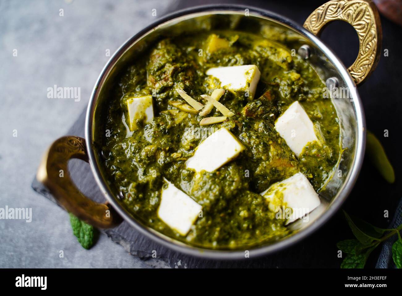 Homemade Palak Paneer roti or Naan and rice -North Indian vegetarian ...