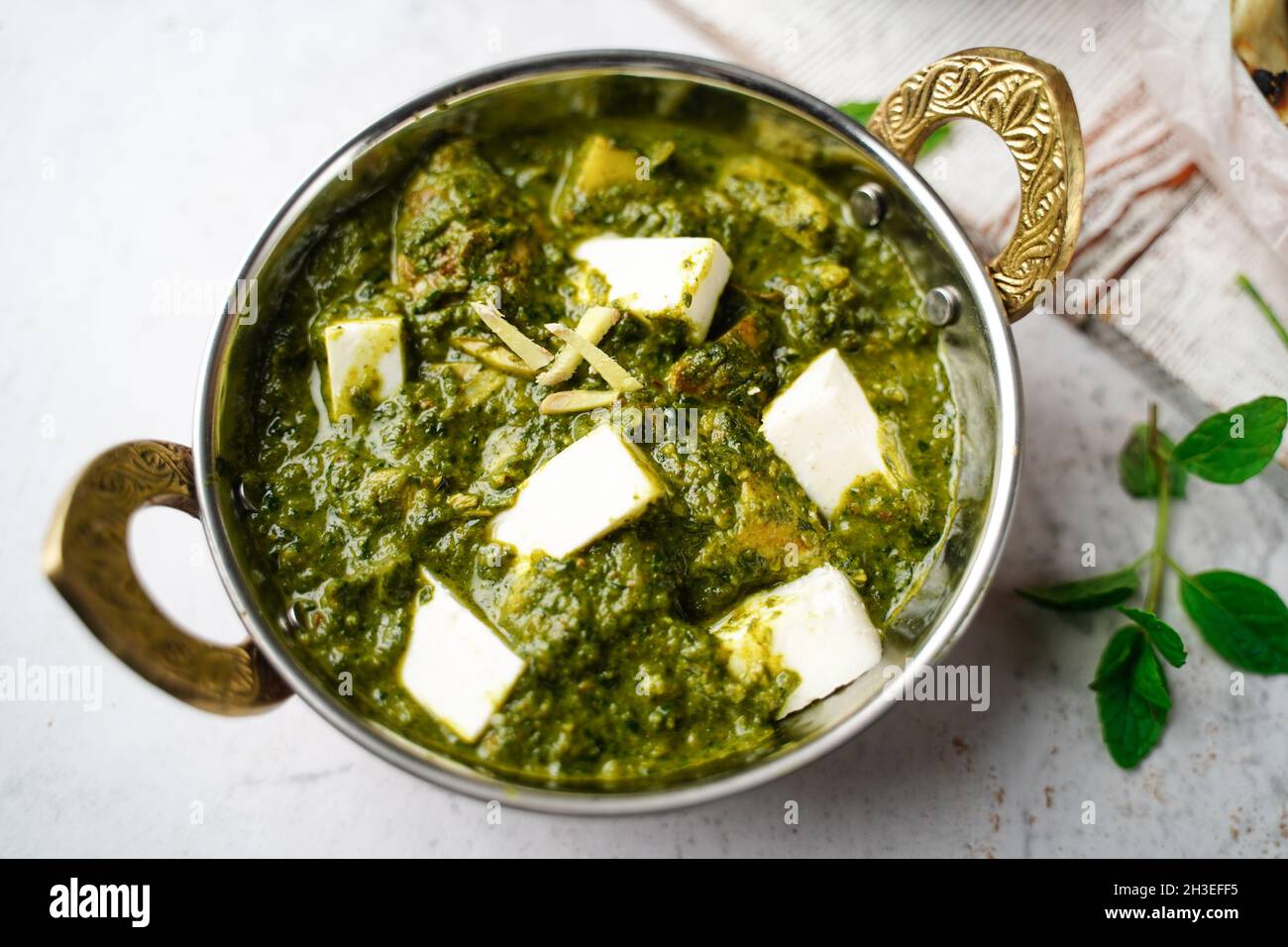 Homemade Palak Paneer roti or Naan and rice -North Indian vegetarian ...