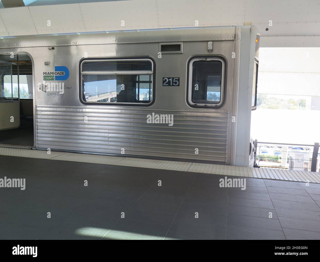 Miami metro station hi-res stock photography and images - Alamy