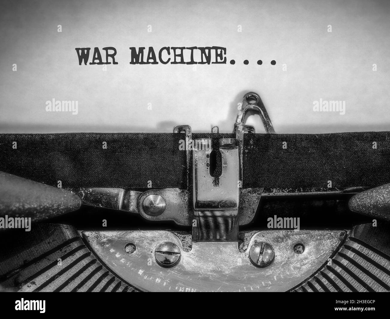 War Machine printed on a classic Typewriter Stock Photo - Alamy