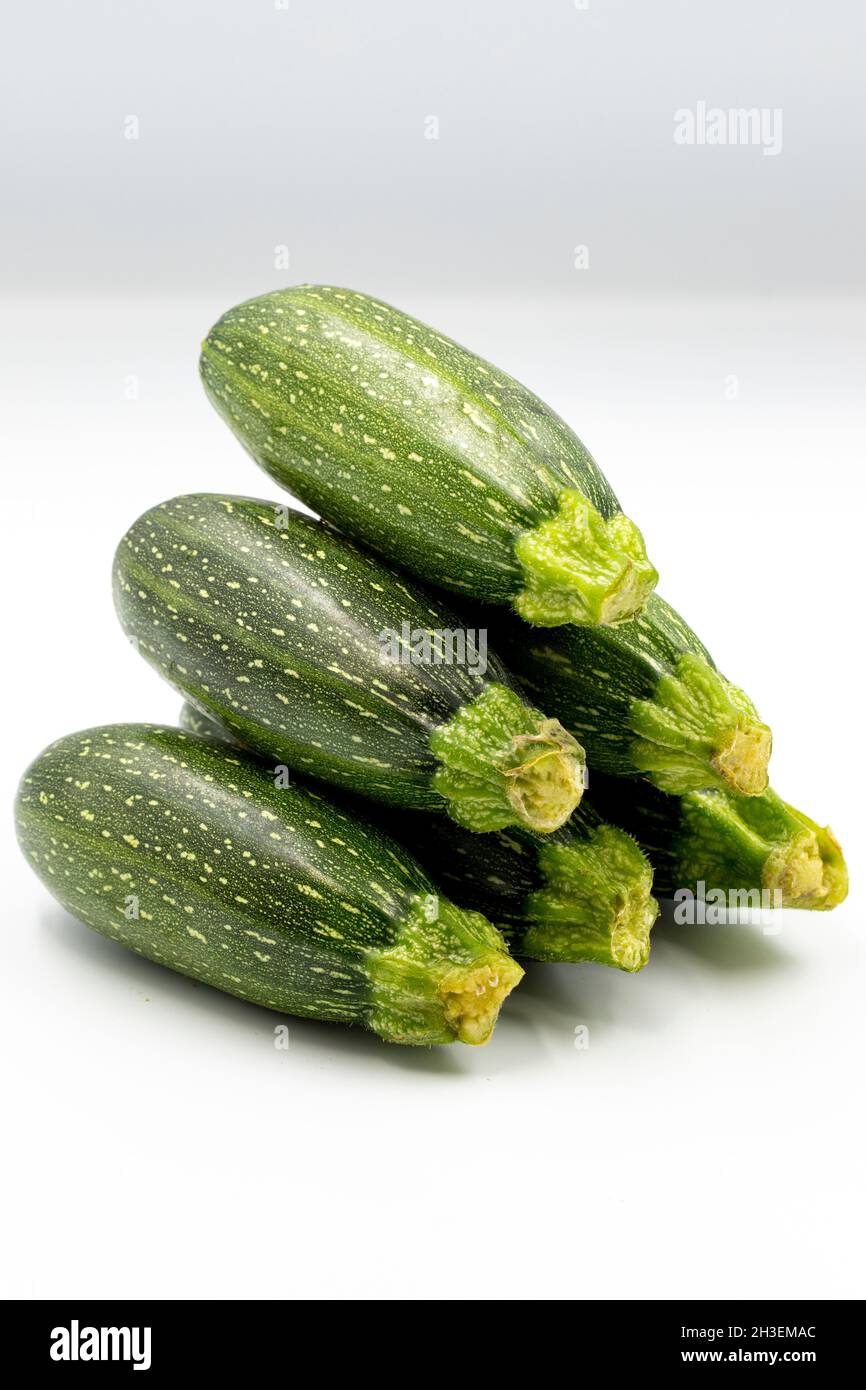 Fresh zucchini close up hi-res stock photography and images - Alamy