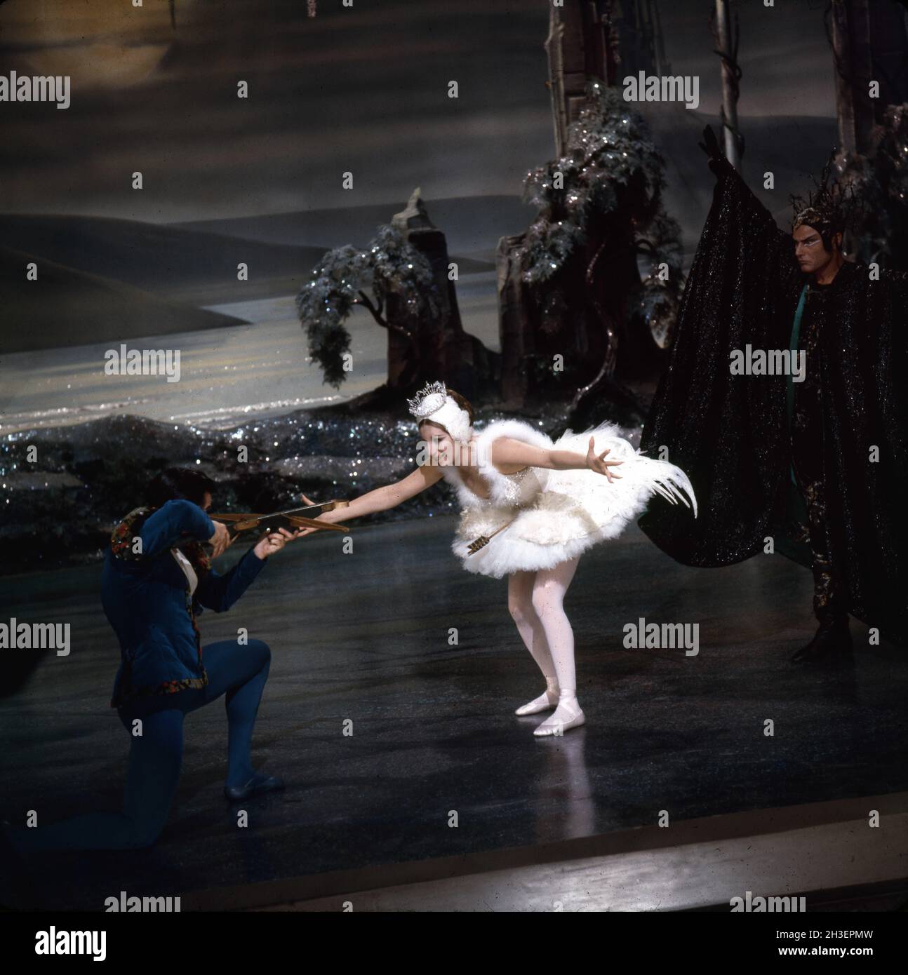 Funny girl stage streisand hi-res stock photography and images - Alamy