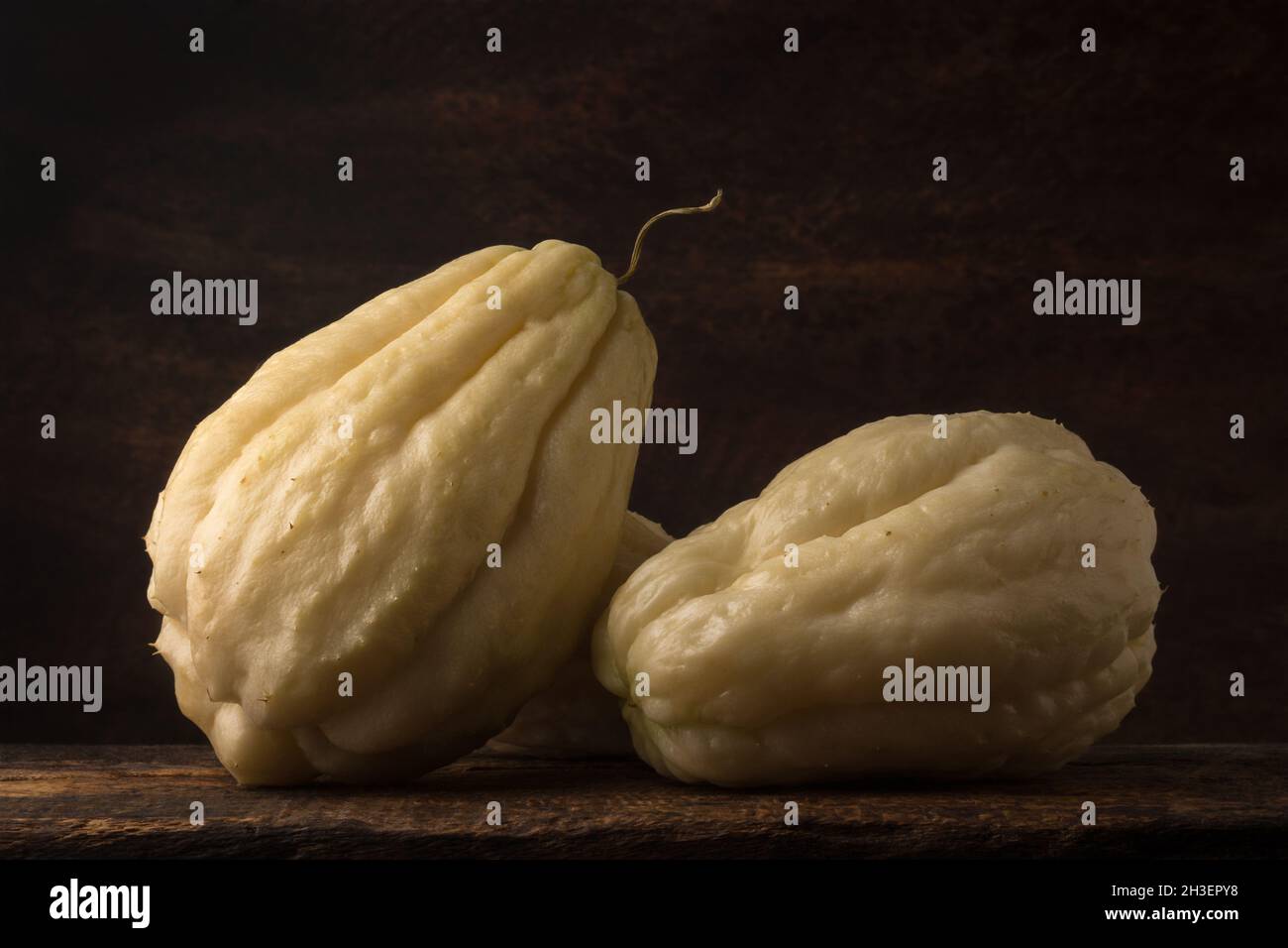 Vegetable table hi-res stock photography and images - Alamy