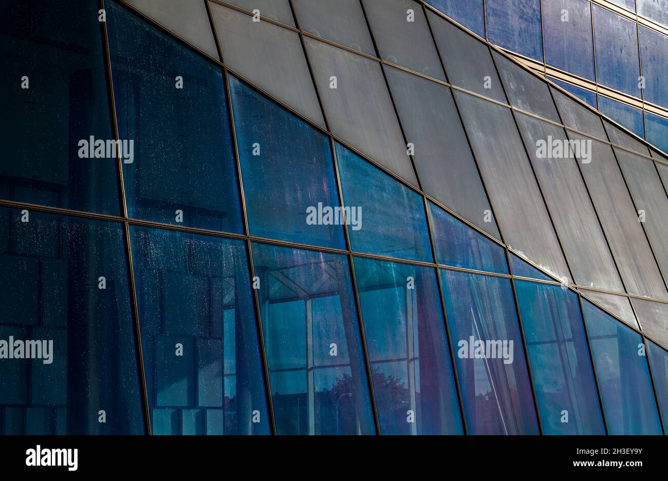 Madrid downtown madrid modern skyline hi-res stock photography and ...