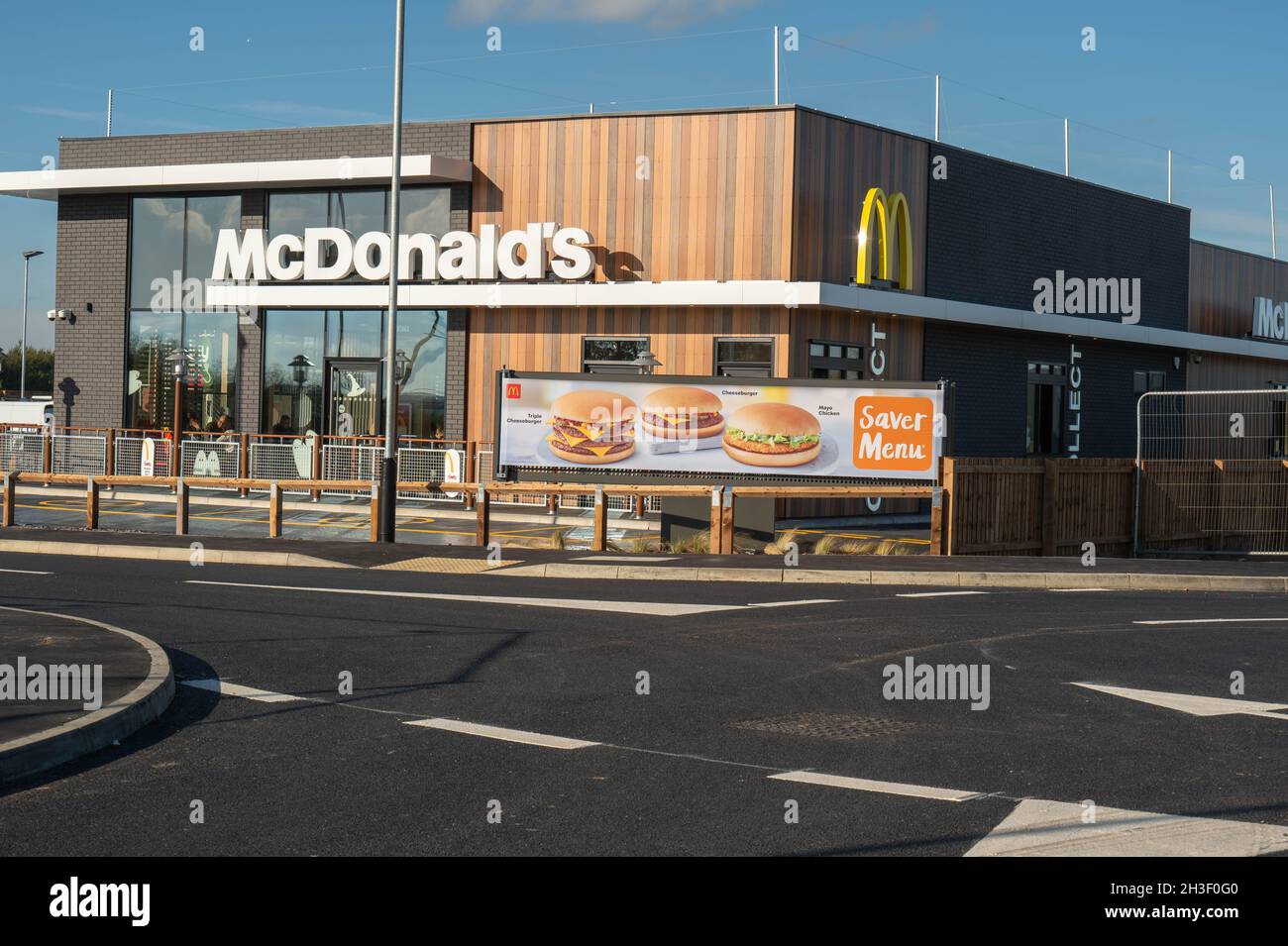 New McDonald’s restaurant at Broadland Gate retail Park Maple Way ...