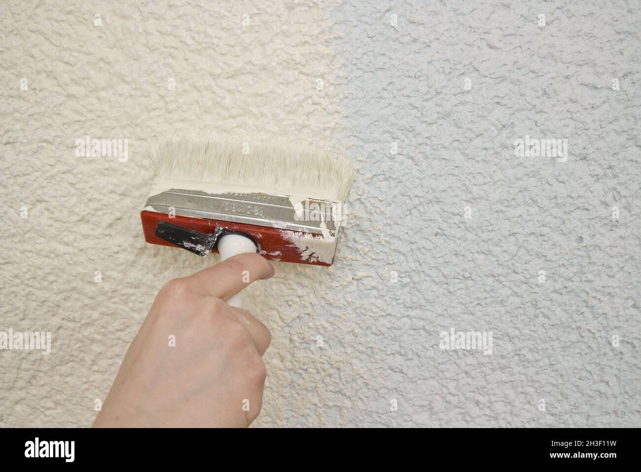 Streichen hi-res stock photography and images - Alamy