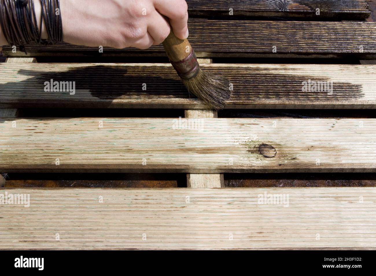 Streichen hi-res stock photography and images - Alamy