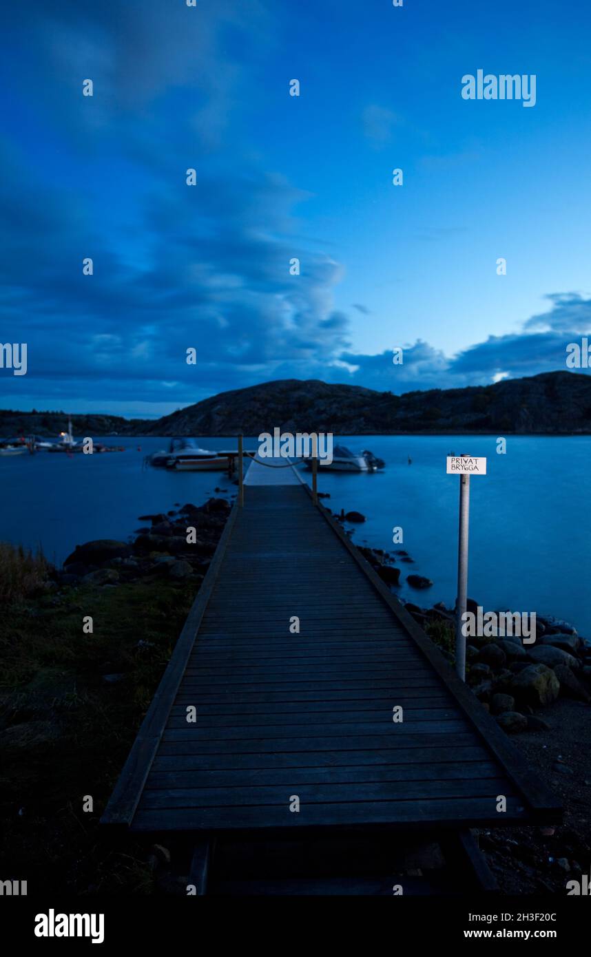 Silhouette catwalk hi-res stock photography and images - Alamy