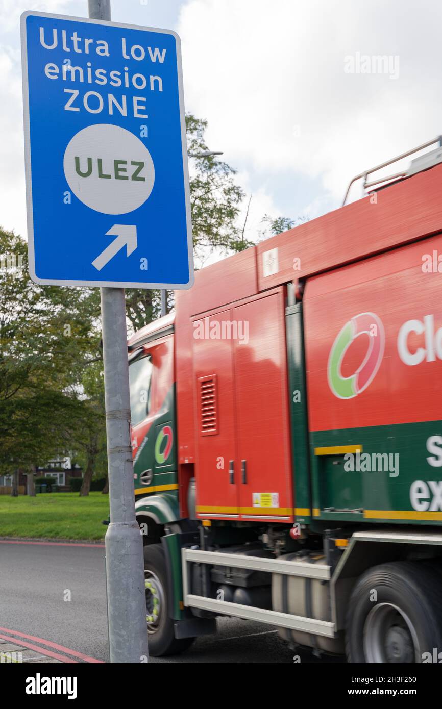 ULEZ zone sign in blue background, expands into 18 times larger than ...