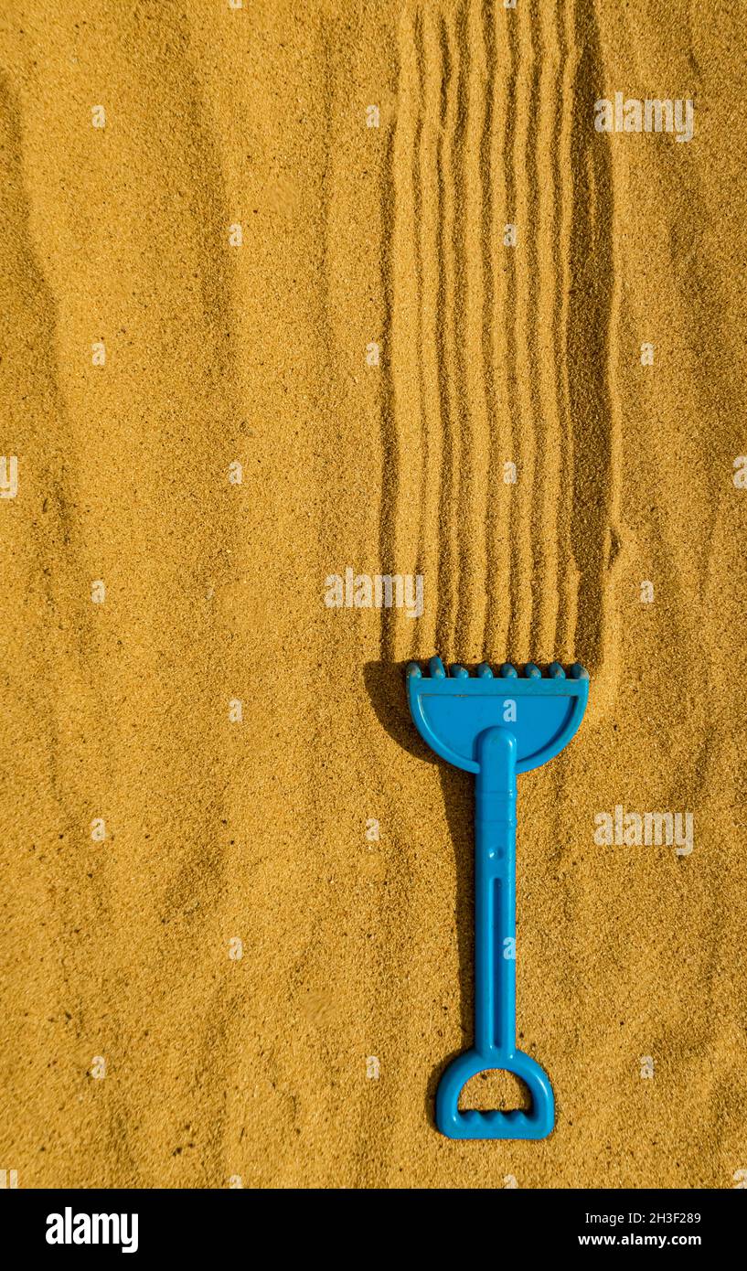 Plastic rake hi-res stock photography and images - Alamy
