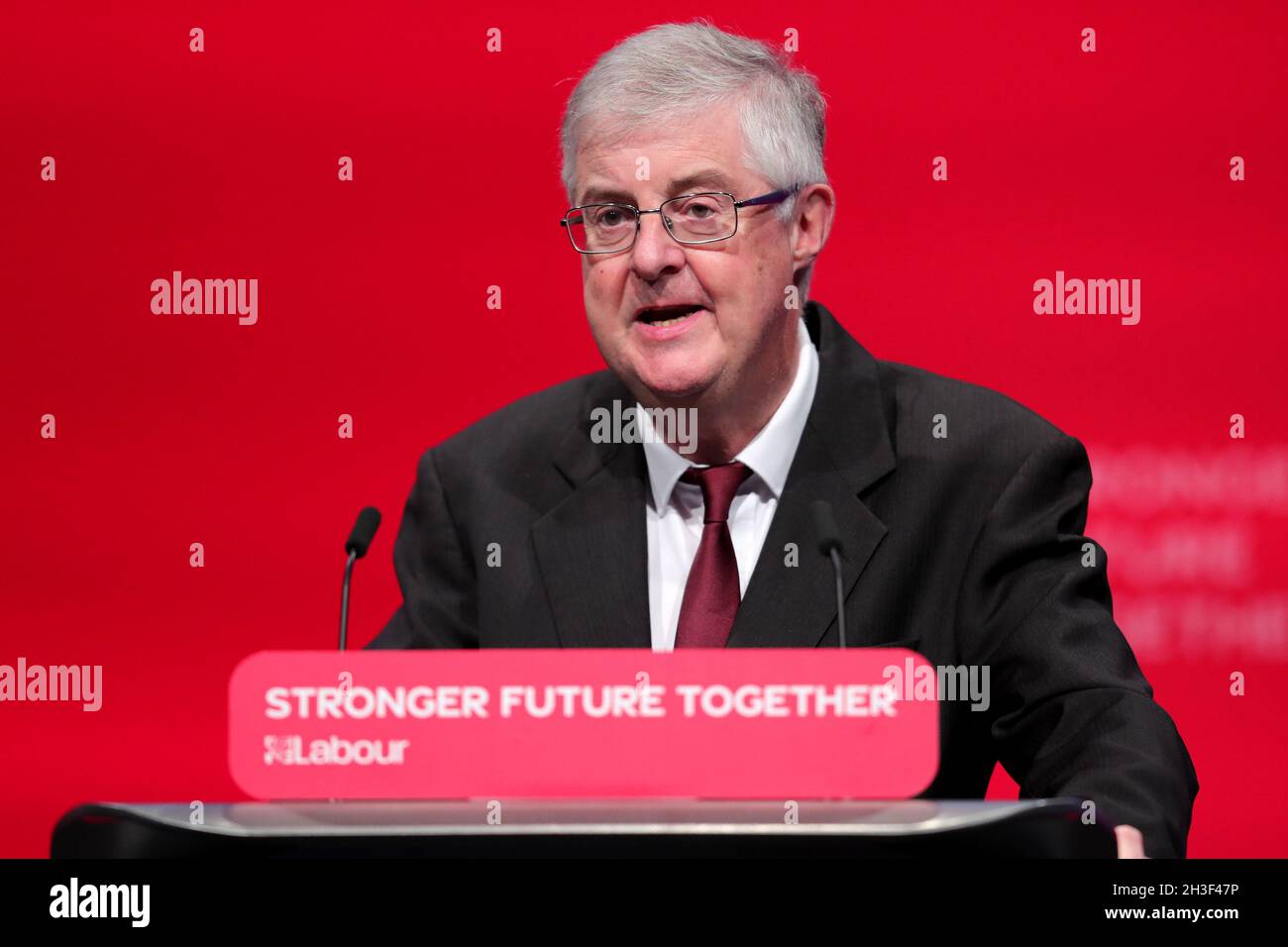 Mark drakeford 2021 hi-res stock photography and images - Alamy