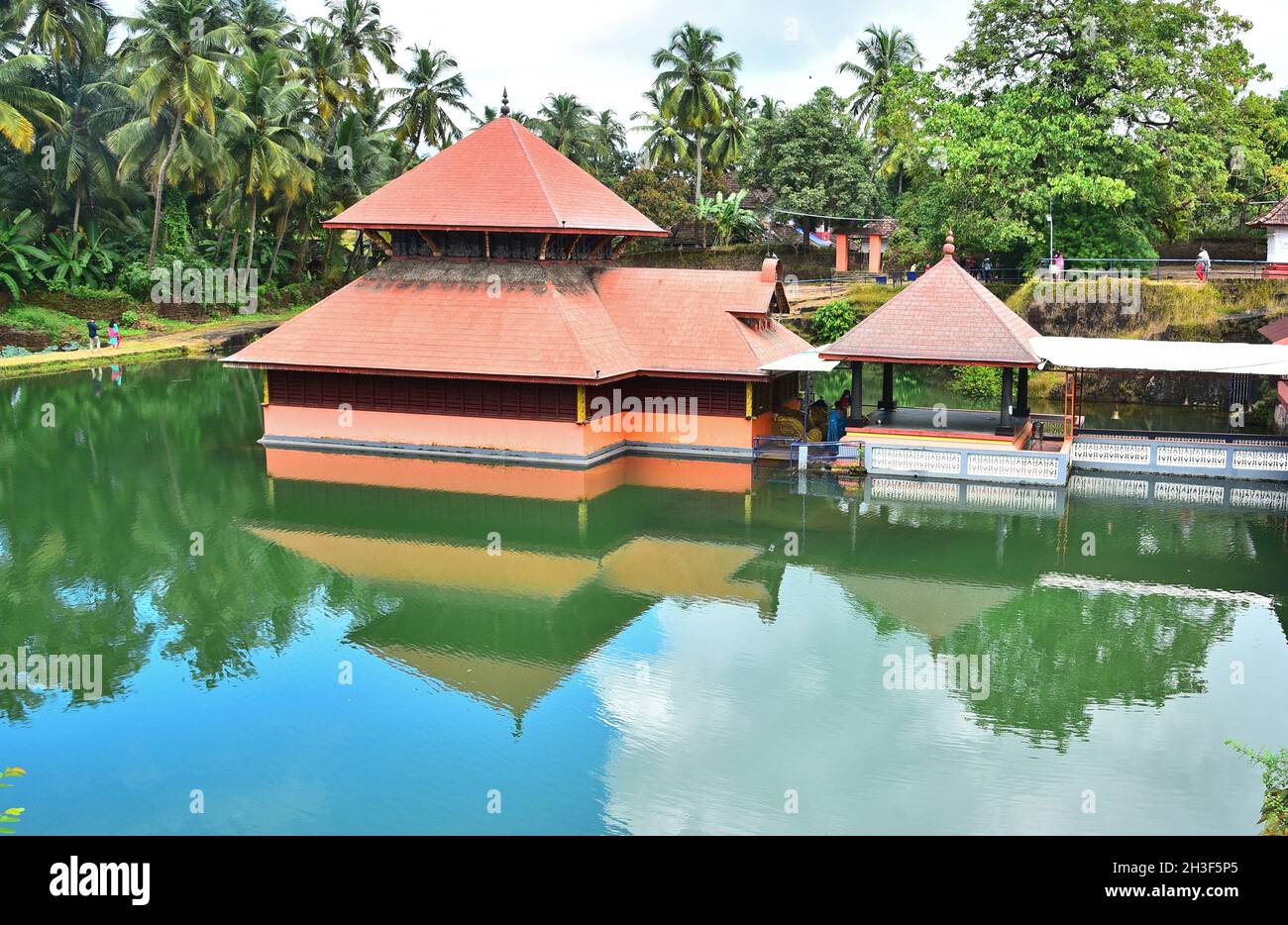 Ananthapadmanabha swamy temple hi-res stock photography and images - Alamy