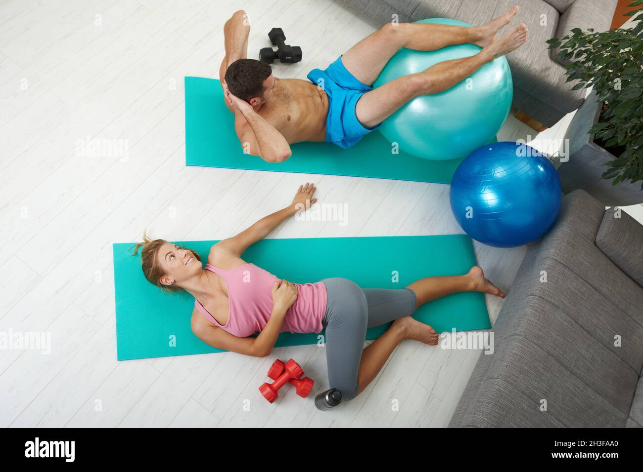 Seated exercises hi-res stock photography and images - Alamy