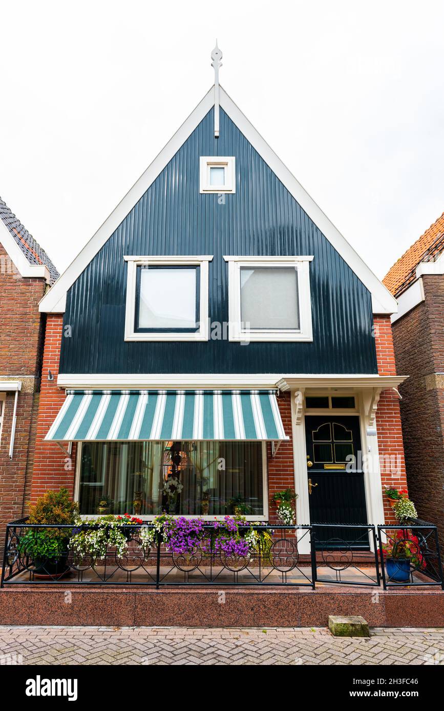 VOLENDAM, NETHERLANDS. Typical Dutch village houses in Volendam ...