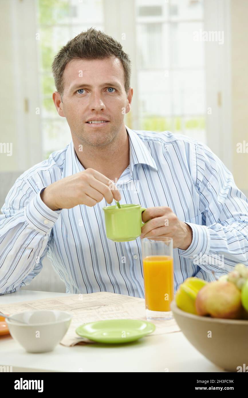 Fat man seated hi-res stock photography and images - Alamy