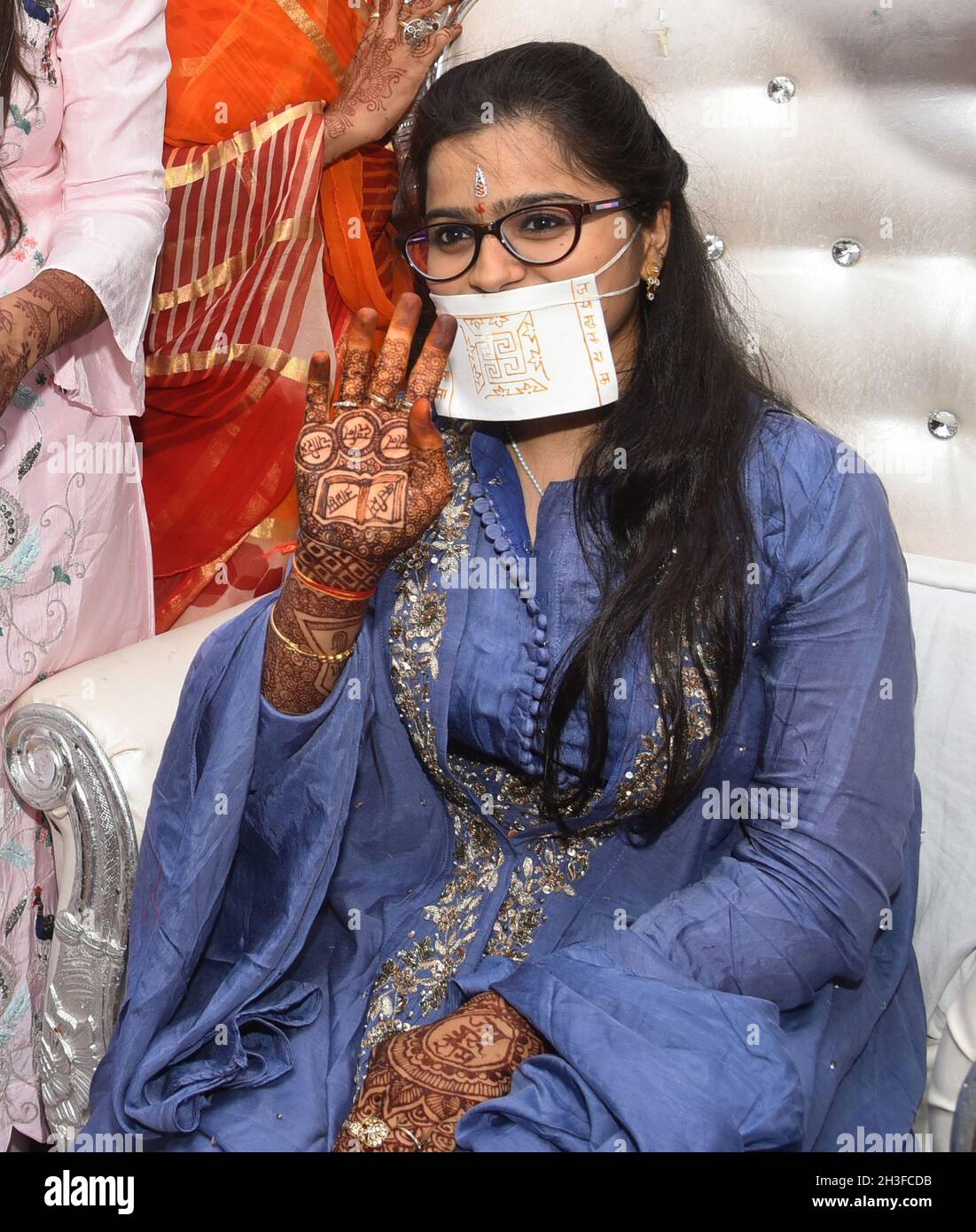 Jain face mask hi-res stock photography and images - Alamy