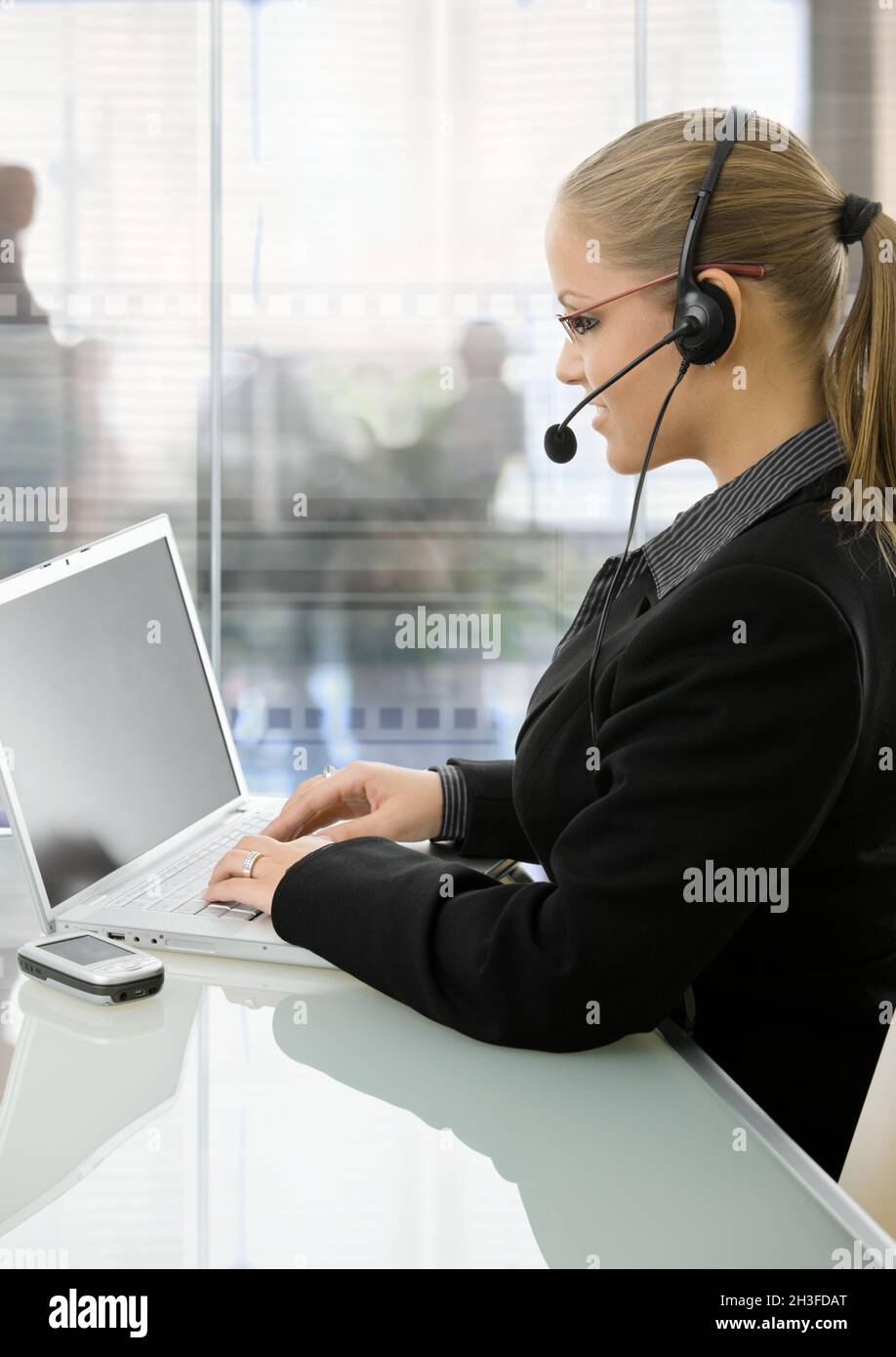 Comouter hi-res stock photography and images - Alamy