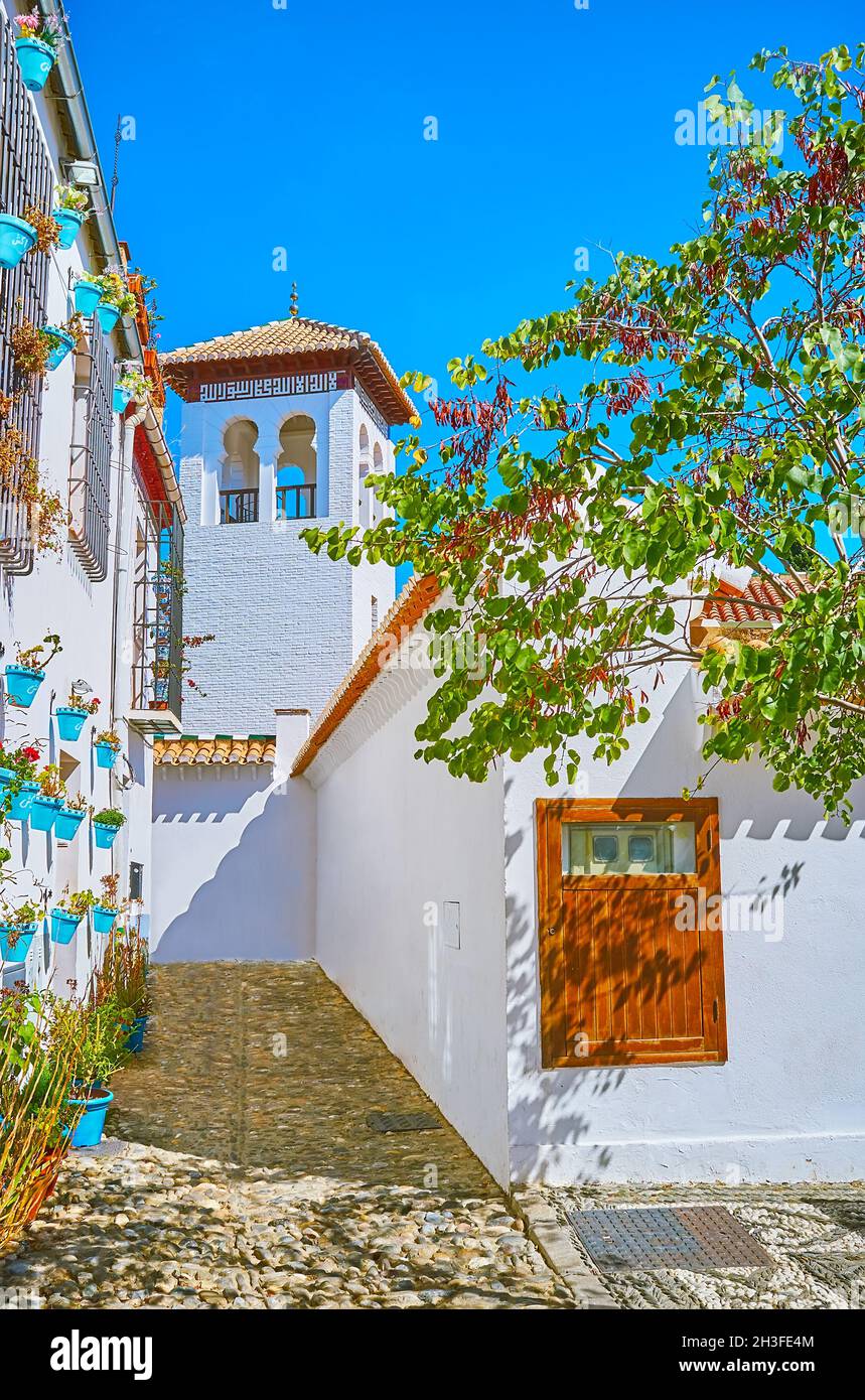 Granada spain mosque mezquita mayor hi-res stock photography and images ...