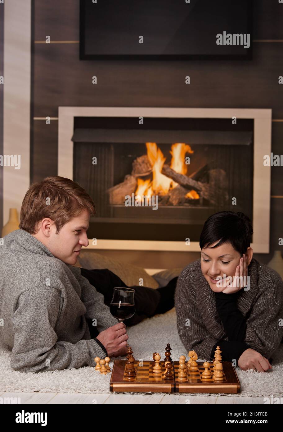 Chess playing cold hi-res stock photography and images - Alamy