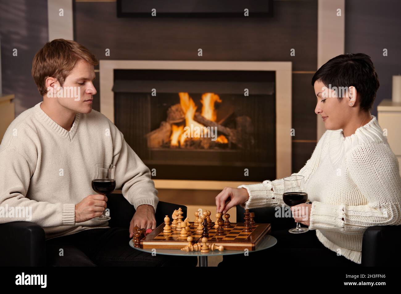 Chess playing cold hi-res stock photography and images - Alamy