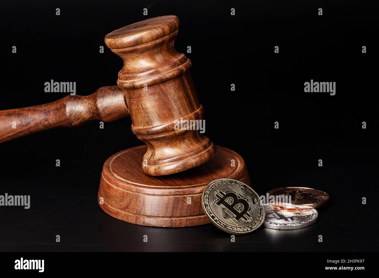Law mallet and a stack of money Stock Photo - Alamy