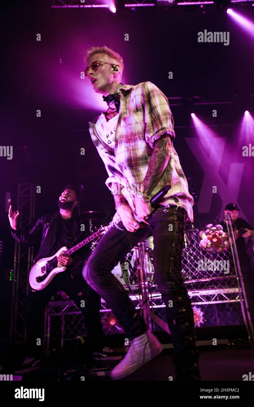 Machine Gun Kelly Wallpaper Iphone