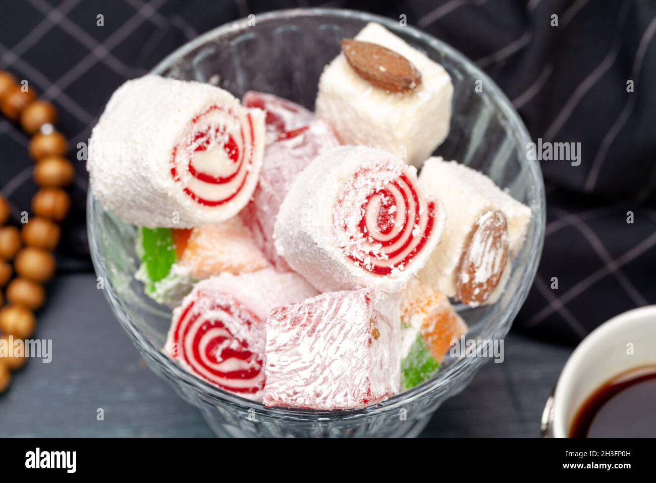 Bowl of traditional turkish lokum close up Stock Photo - Alamy