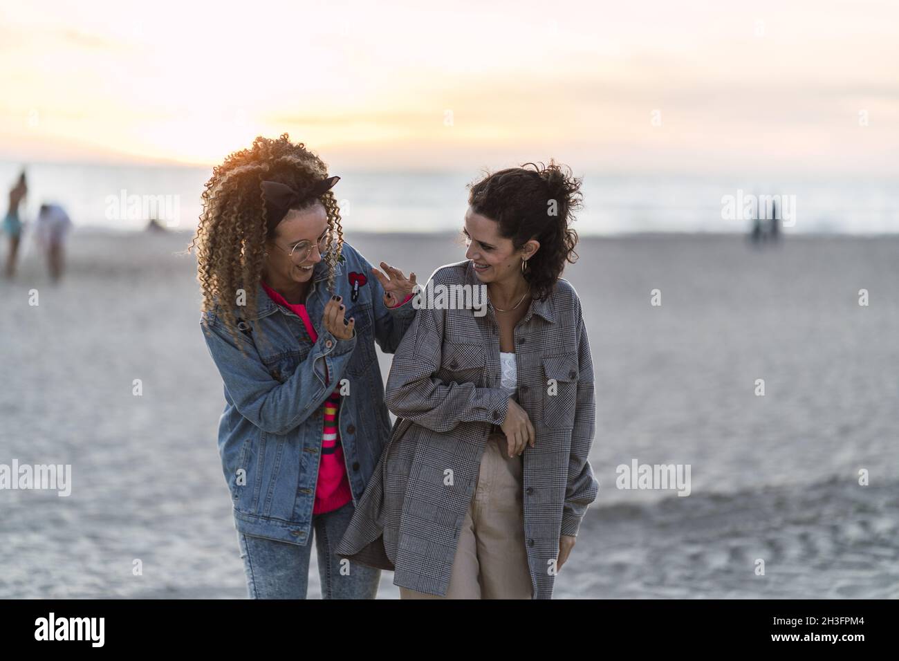 Young spanish models hi-res stock photography and images - Alamy