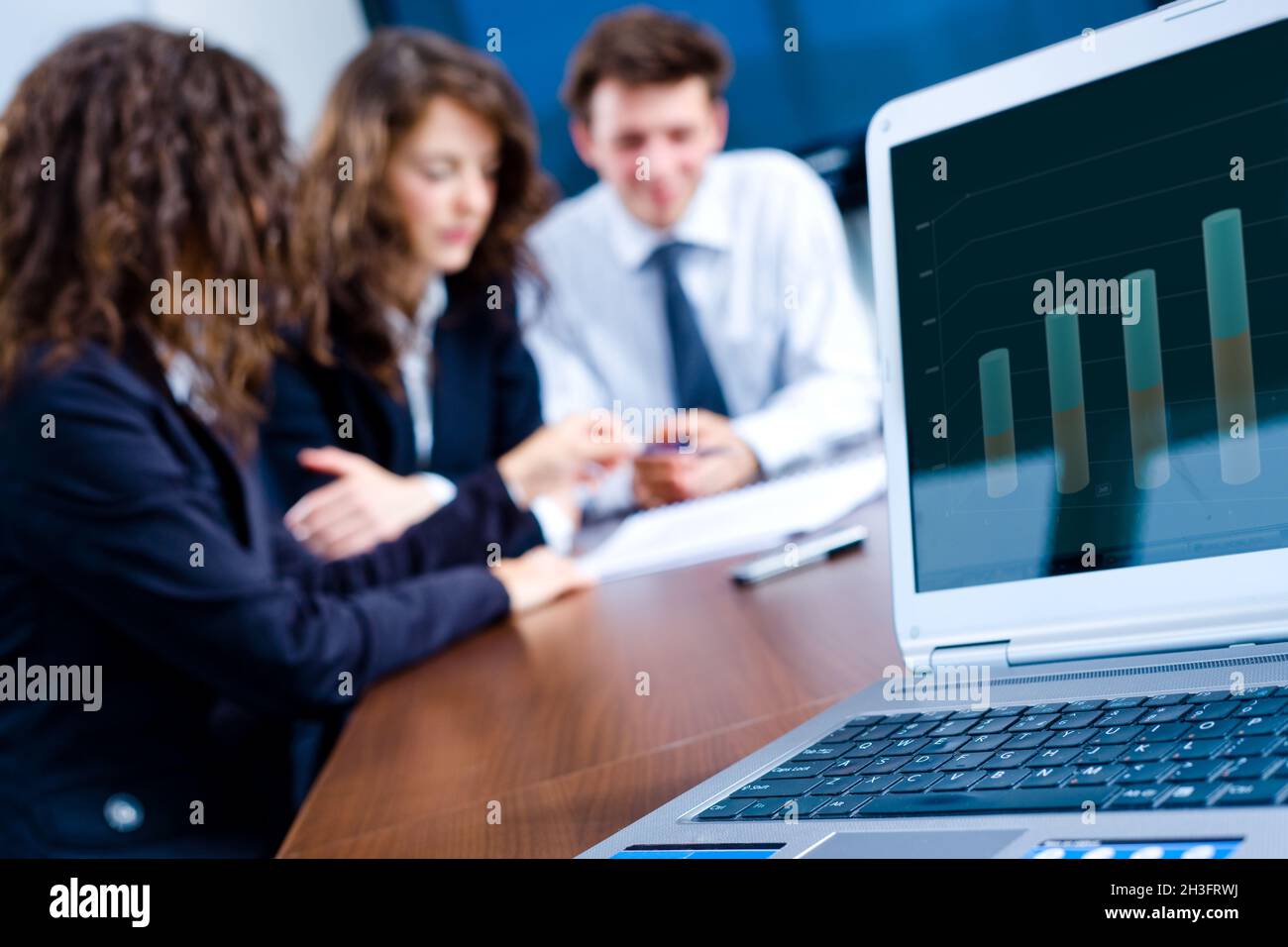 Business people success meetingroom hi-res stock photography and images ...