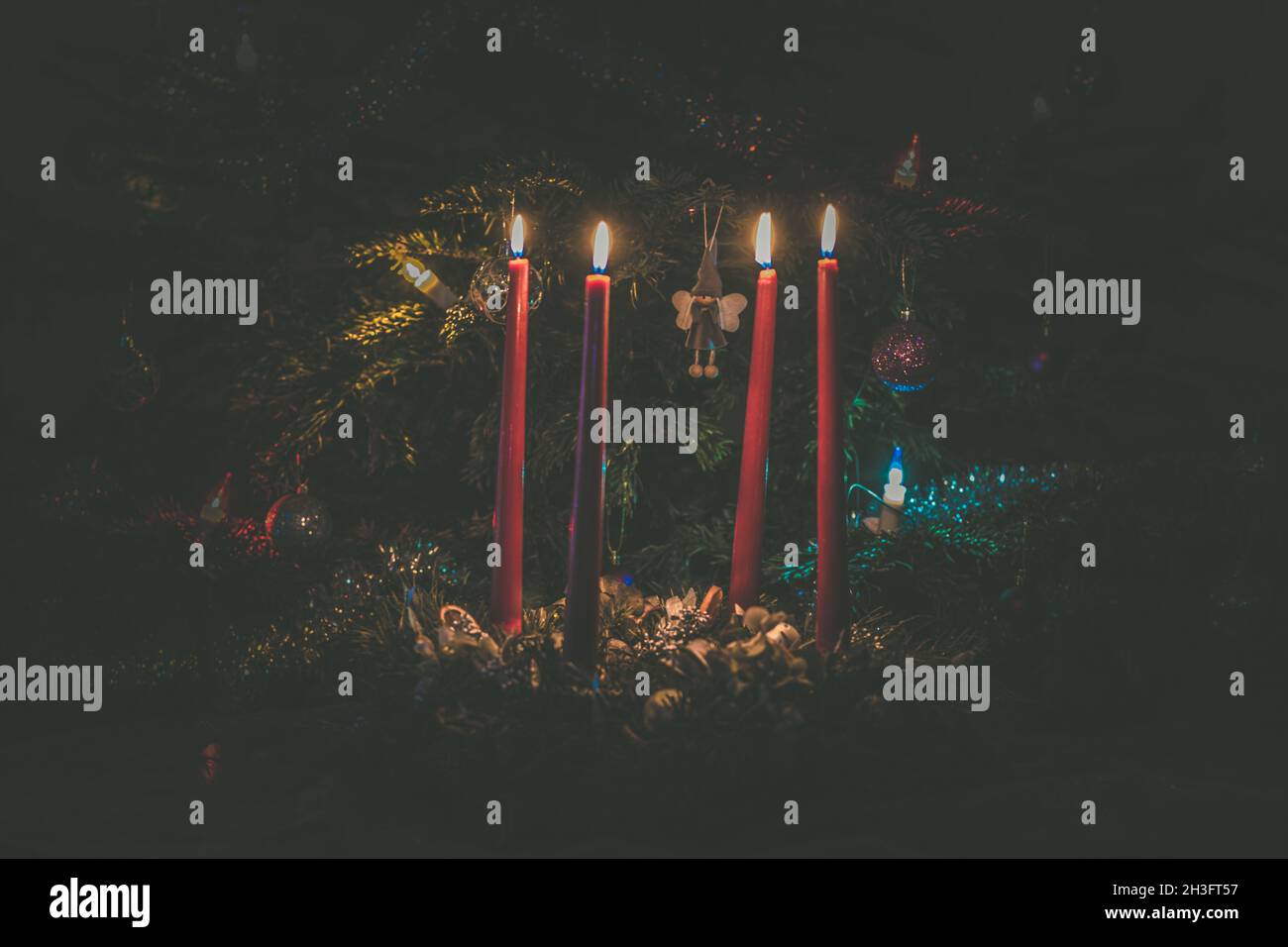 Advent wreath in church hi-res stock photography and images - Alamy