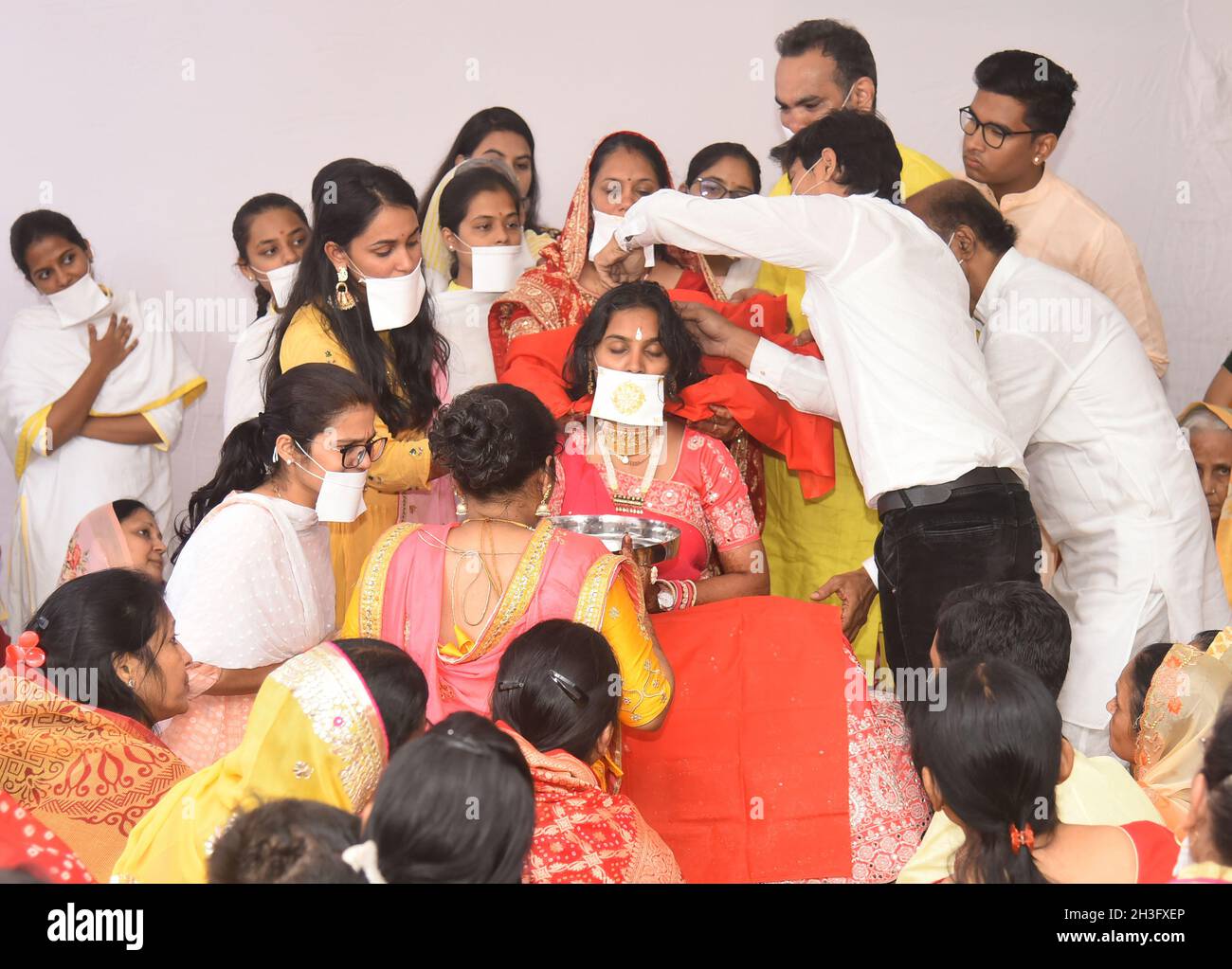 An indian sadhvi hi-res stock photography and images - Alamy