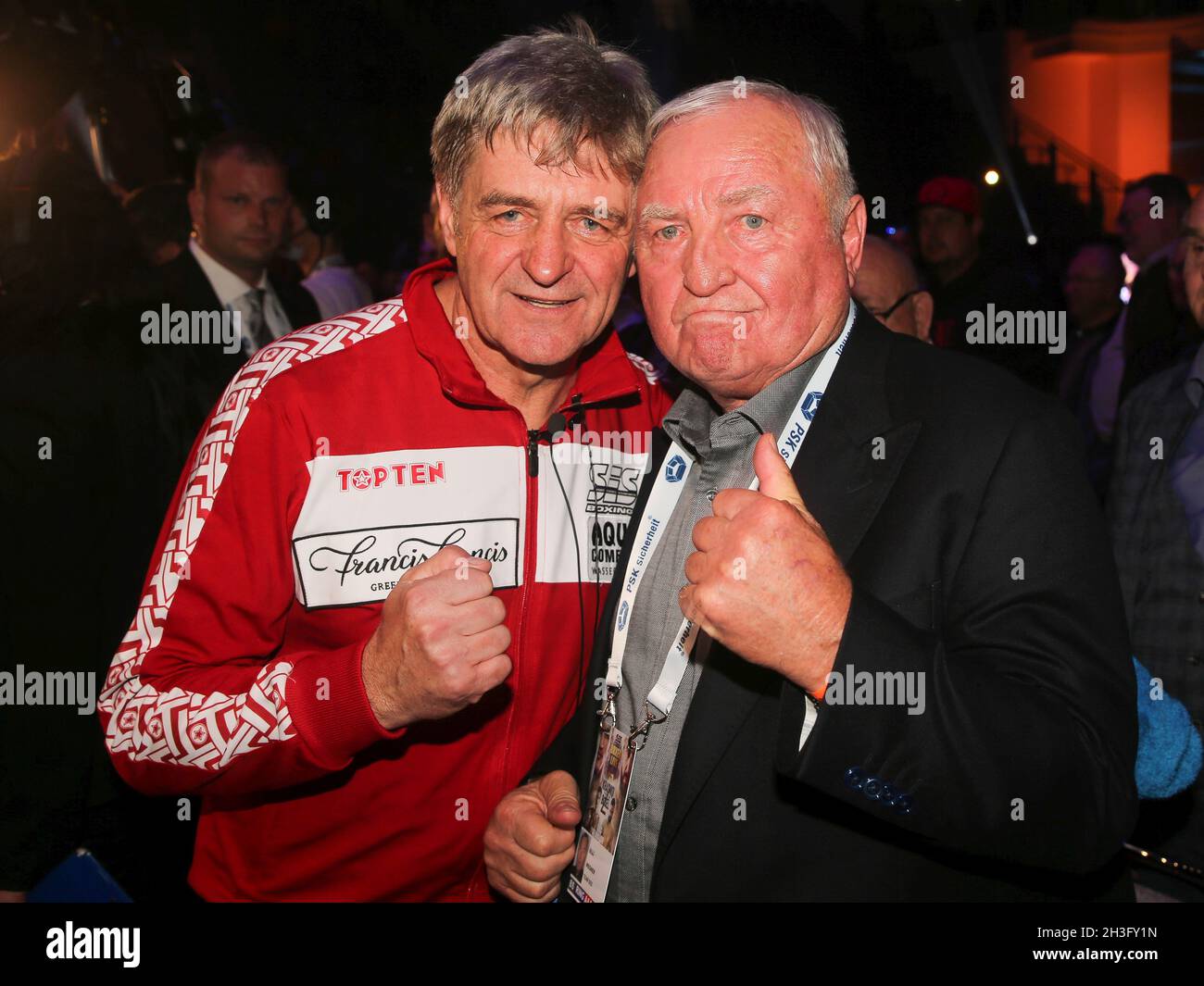 Deutsche boxtrainer hi-res stock photography and images - Alamy