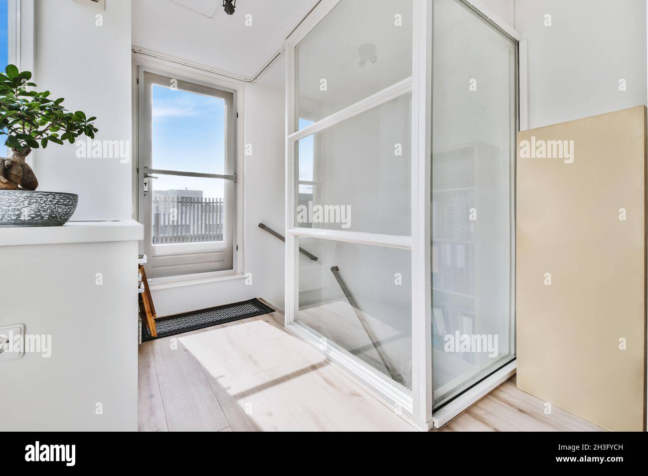 Bright interior design of a luxury house Stock Photo - Alamy