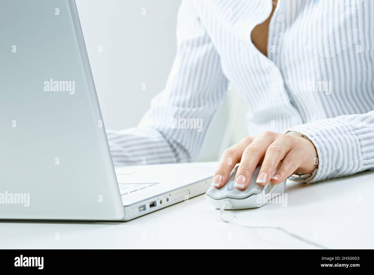 Fingers on computer mouse Stock Photo - Alamy