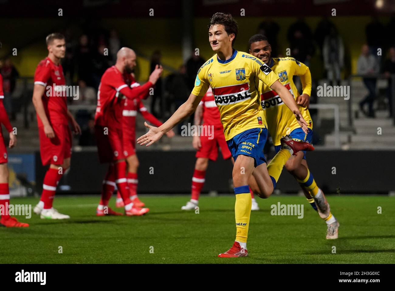 Thomas van den keybus hi-res stock photography and images - Alamy