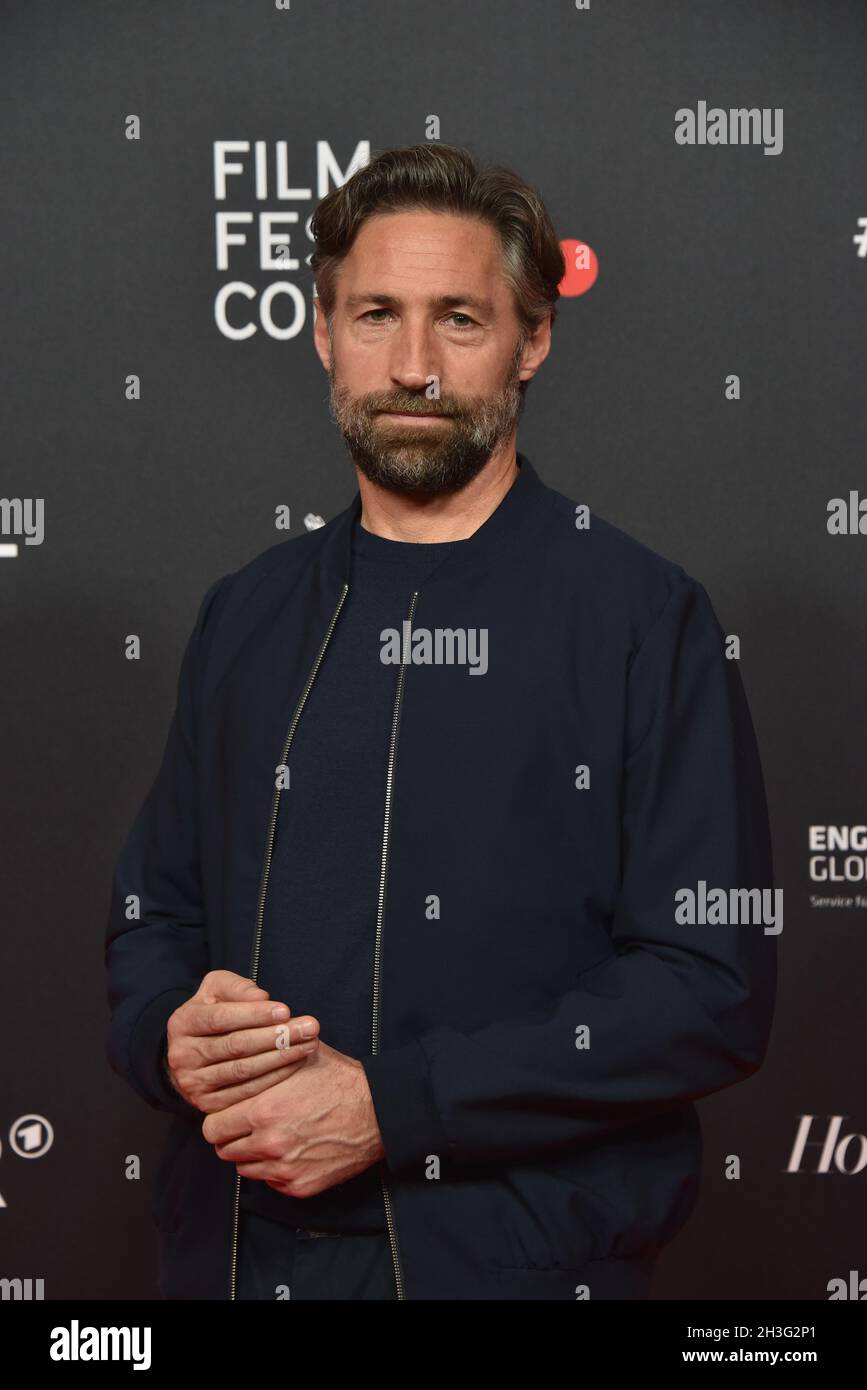 Cologne, Germany. 26th Oct, 2021. Actor Benjamin Sadler arrives for the ...