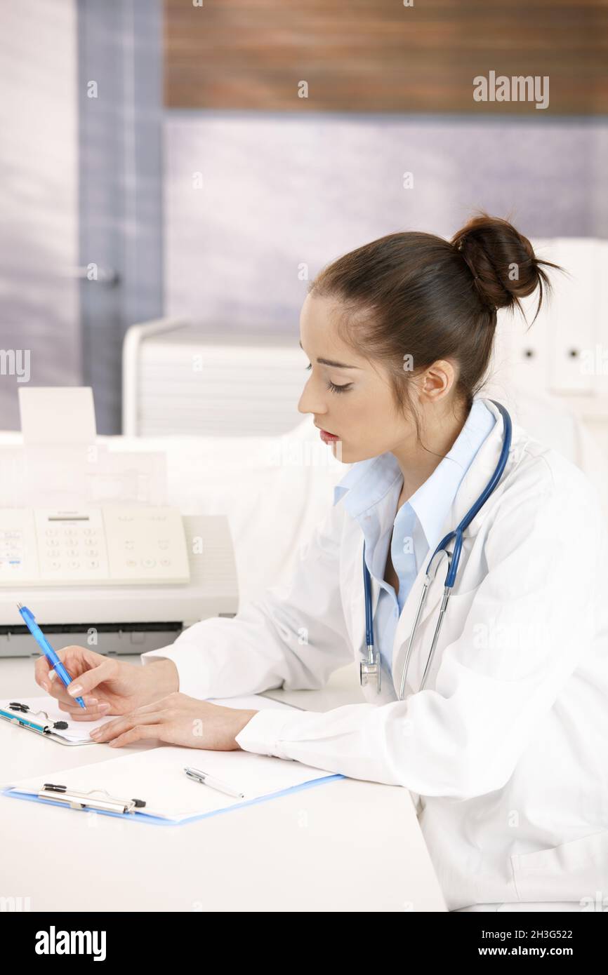 Clinician paperwork hi-res stock photography and images - Alamy