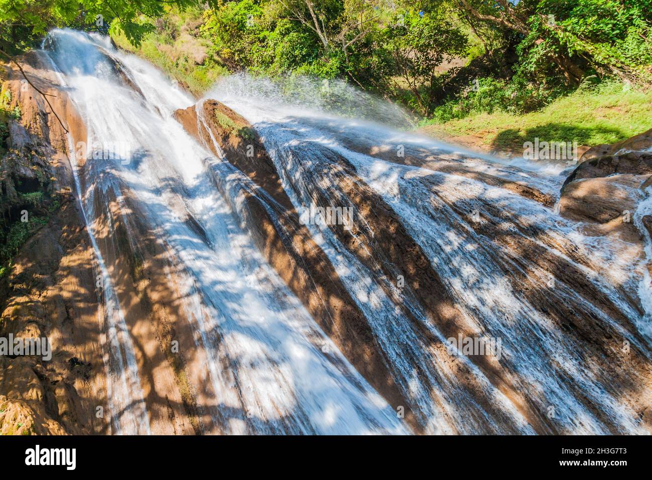 Myanmar waterfall hi-res stock photography and images - Alamy